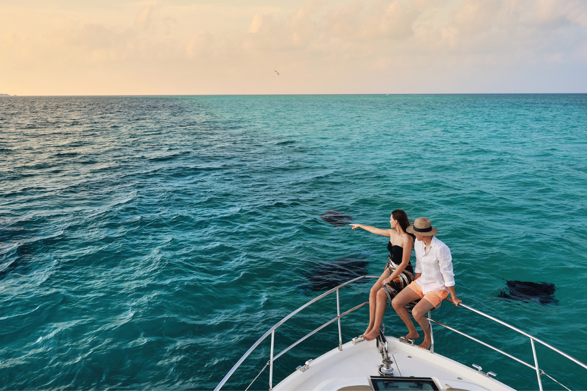 Best Resorts in Maldives for Couples | Romantic Stay at The Nautilus